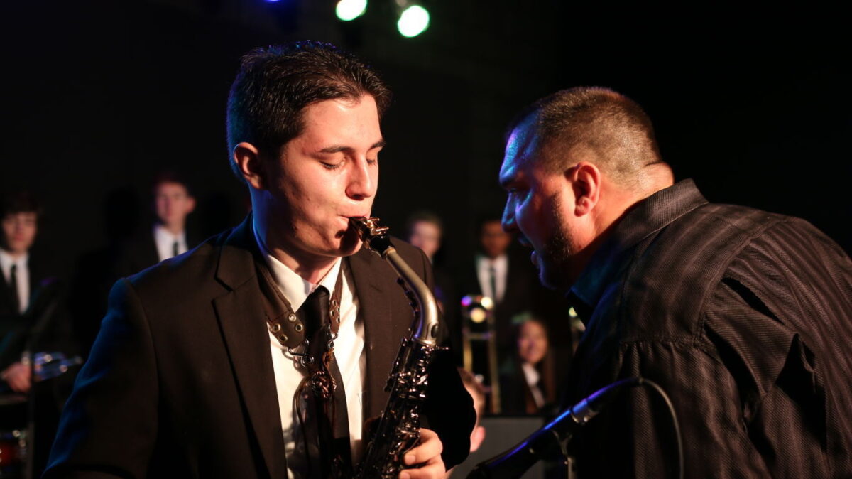 Caleb Chapman, Crescent Super Band unveil new Christmas LP at SCERA ...